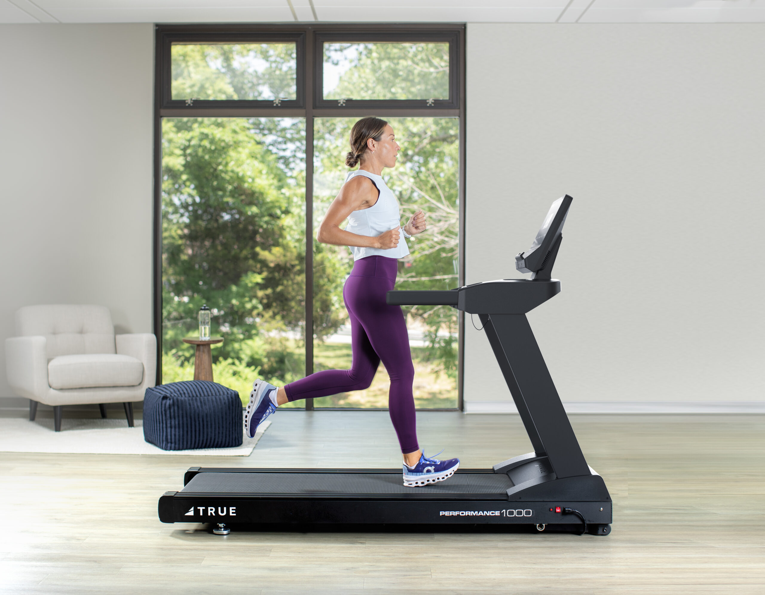 Performance 1000 Treadmill | TRUE Fitness Treadmills | St. Louis, MO